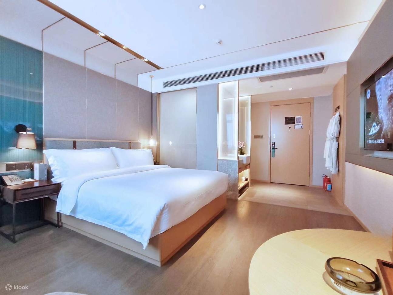 Paco Hotel (Guangzhou South Railway Station Panyu Changlong Branch) - Klook